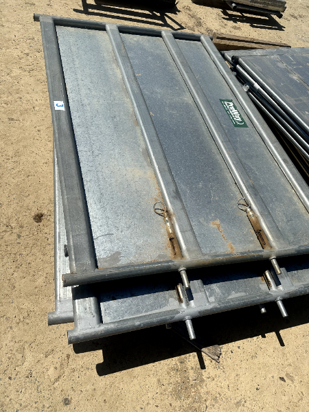 Lot 3 - 6x Cattle Sheeted V Race Gates (tapered) | AuctionsPlus
