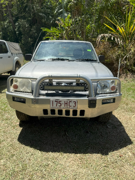 Lot 12 - Nissan Navara dual cab ute 2006 | AuctionsPlus