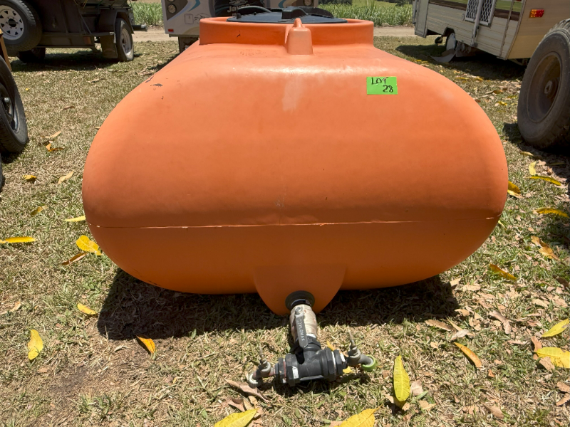Lot 28 - Nu-Tank 1,000ltr | AuctionsPlus
