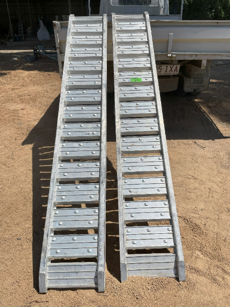 Lot 377 - Machinery Loading Ramps | AuctionsPlus