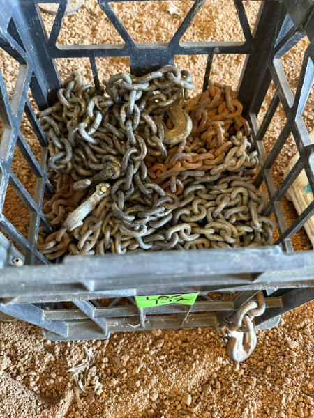 Lot 157 - 4m Chains | AuctionsPlus