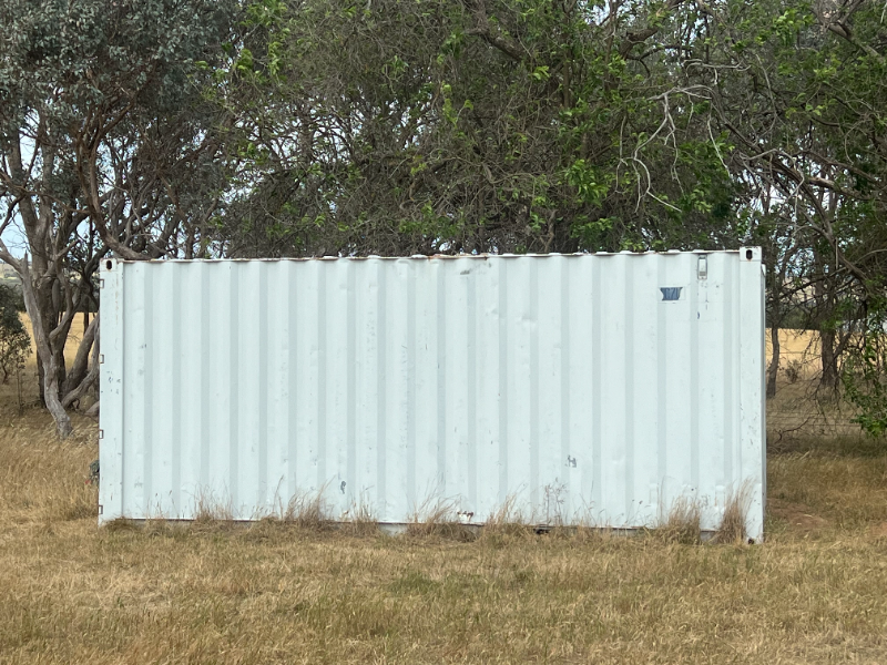 Lot 180 - 20 ft shipping container | AuctionsPlus