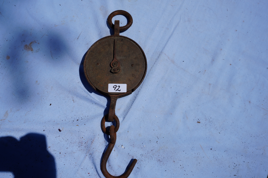 Lot 92 - Salter spring balance scales. | AuctionsPlus