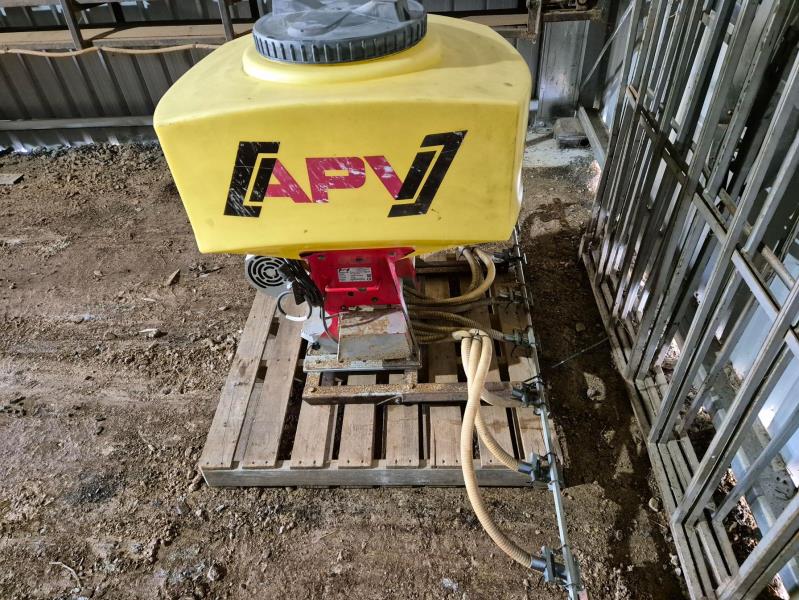 Lot 124 - APV Air Seeder Unit | AuctionsPlus