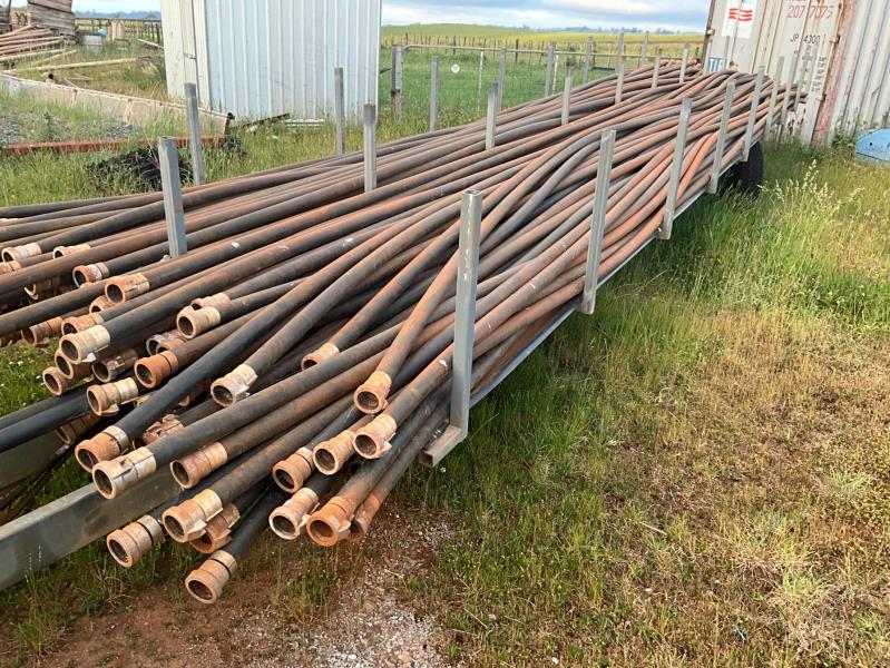 Lot 66 - 50x Solid Set Irrigation Pipes w/ Alum Coupling Riser ...