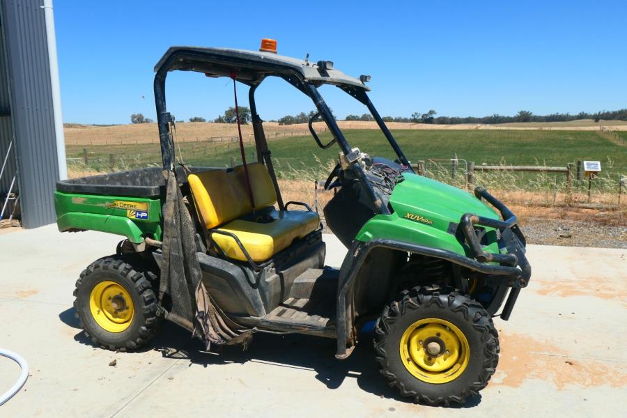 Lot 4 - John Deere Gator Side by Side | AuctionsPlus