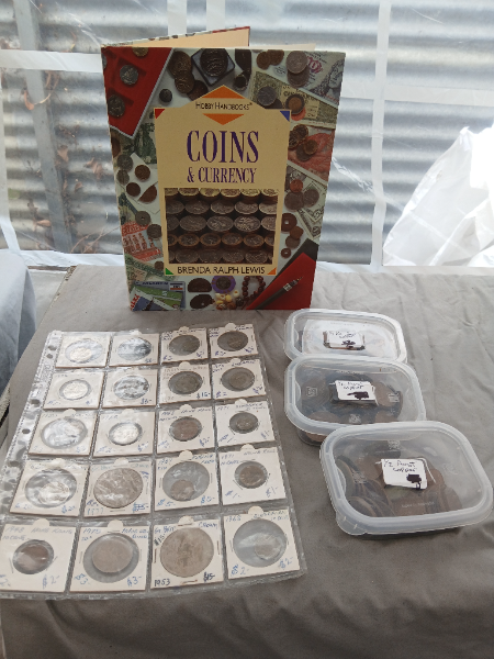 Lot 20 - Mixed coin sheet, mixed Australian copper includes Australian ...