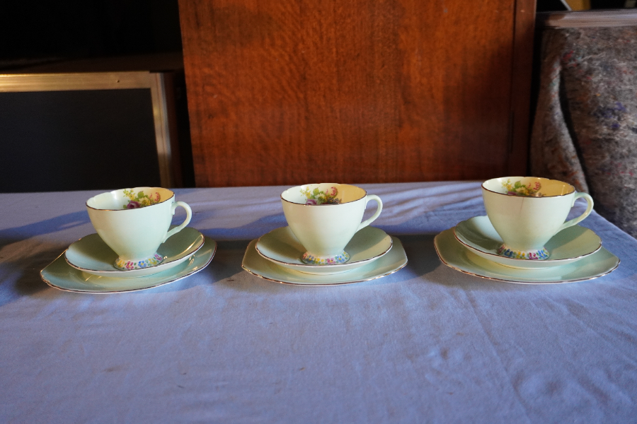 Lot 154 - Foley China tea set x 3 made in England circa 1930's ...
