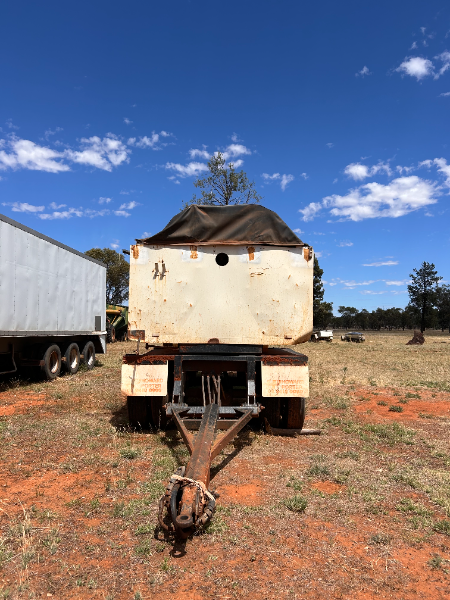 Lot 171 - Howard Porter Quad Dog | AuctionsPlus