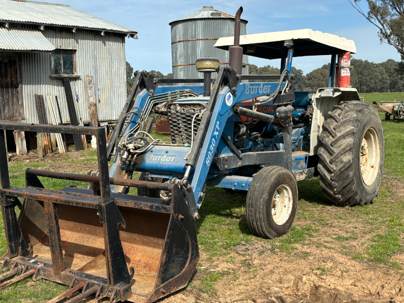 Lot 271 - Ford 6000 Tractor | AuctionsPlus