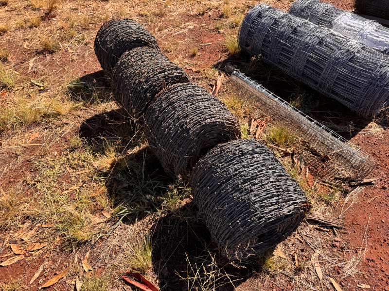 Lot 48 - Barbed Wire. | AuctionsPlus