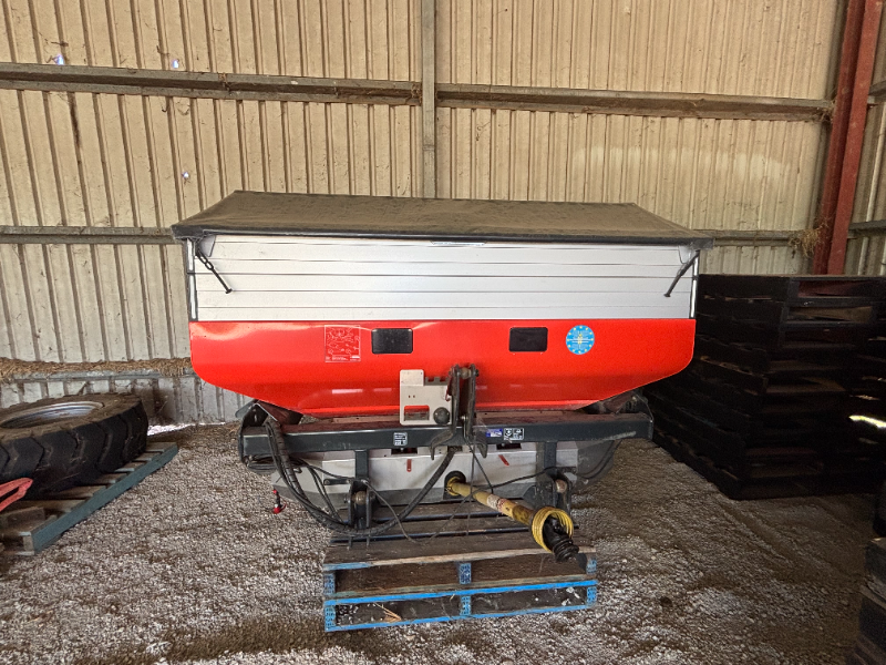 Lot 3 - Kubota Super Spreader | AuctionsPlus