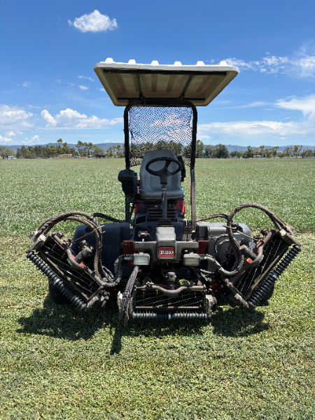 Lot 5 - Toro Fairway Mower | AuctionsPlus