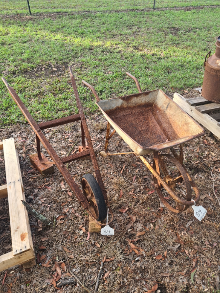 Lot 84 - WHEELBARROWS | AuctionsPlus