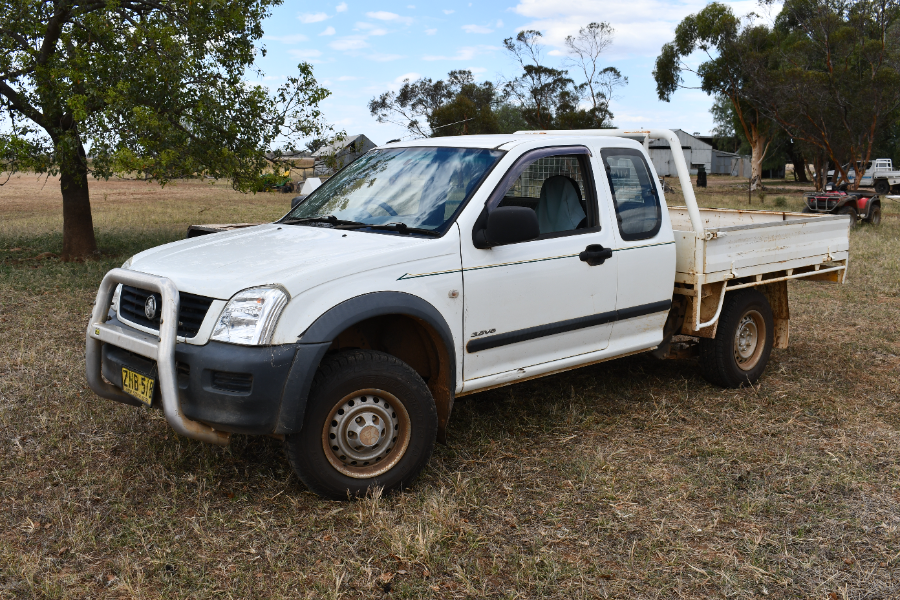 Lot 4 - Holden Rodeo ute | AuctionsPlus