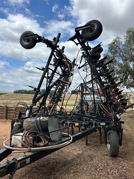 LOT 16 - FLEXICOIL ST820 AIR SEEDER | AuctionsPlus