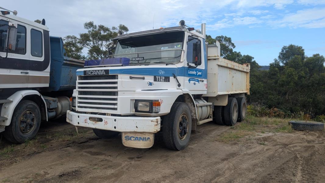 Lot 22 - Scania 112H Tipper Truck | AuctionsPlus