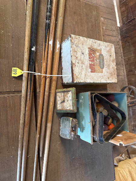 Lot 188 - Assorted Sundries | AuctionsPlus