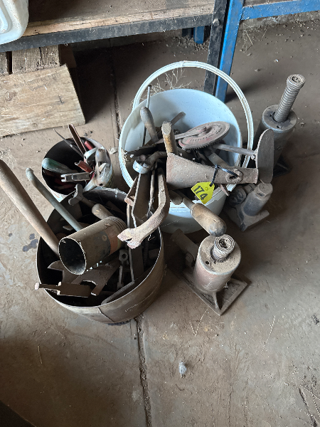 Lot 173 - Qty Assorted Hand Tools | AuctionsPlus