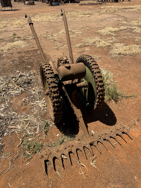 Lot 201 - Allan Oxford Antique Powered Mower | AuctionsPlus
