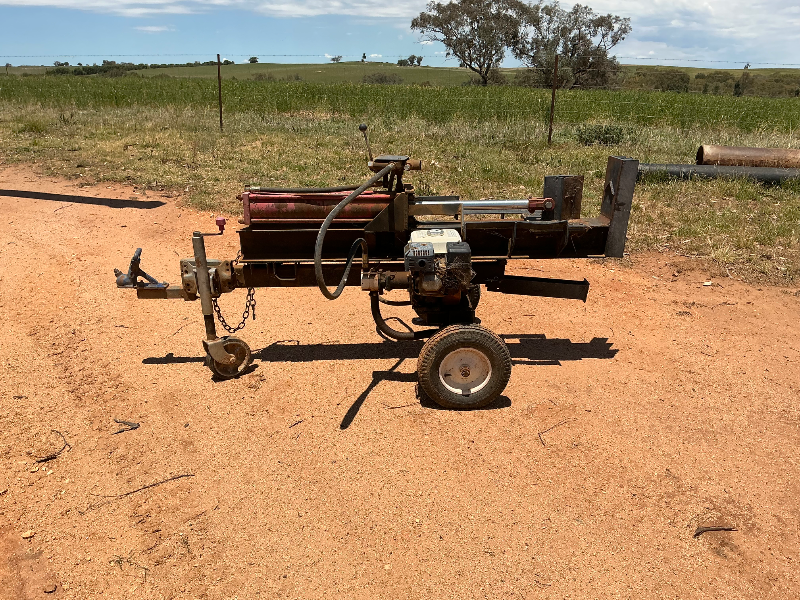 Lot 84 - Log splitter | AuctionsPlus