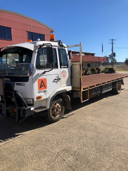 Lot 2 - NISSAN UD TRUCK | AuctionsPlus