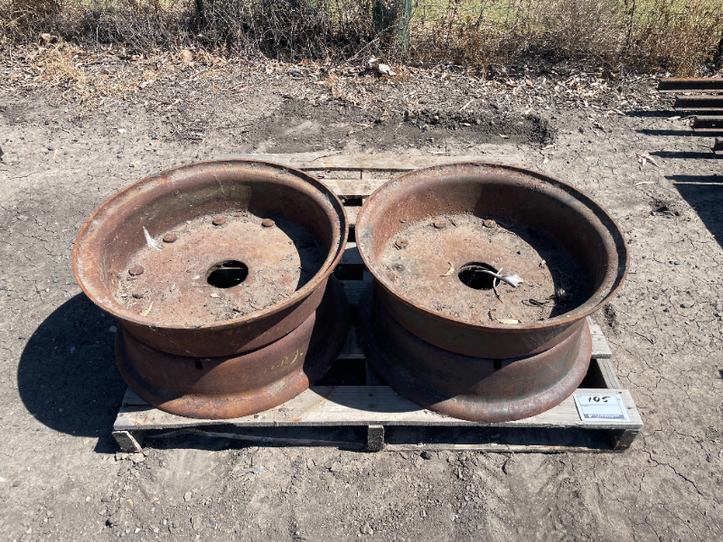 Lot 105 - 2 x steel split rims | AuctionsPlus