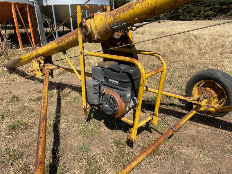 Lot 30 - Connor Shea 5' x 8m Trailing Grain Auger w/ Vanguard 13hp Engine | AuctionsPlus