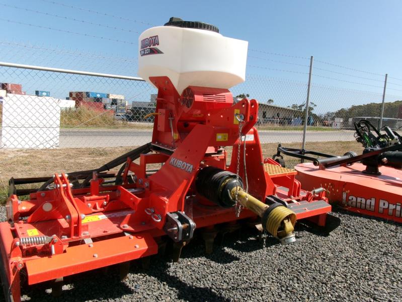 Lot 62 - Kubota PH 1250 Power Harrow / Seeder | AuctionsPlus