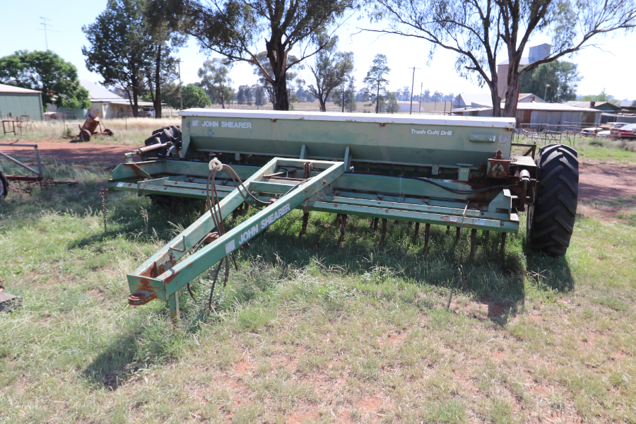 John Shearer Trash combine, 27 tyne, low box, SSB | AuctionsPlus