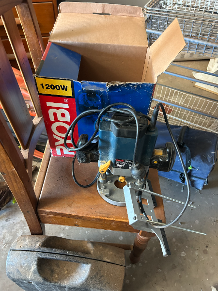 Lot 99 - Ryobi 1200w Router | AuctionsPlus