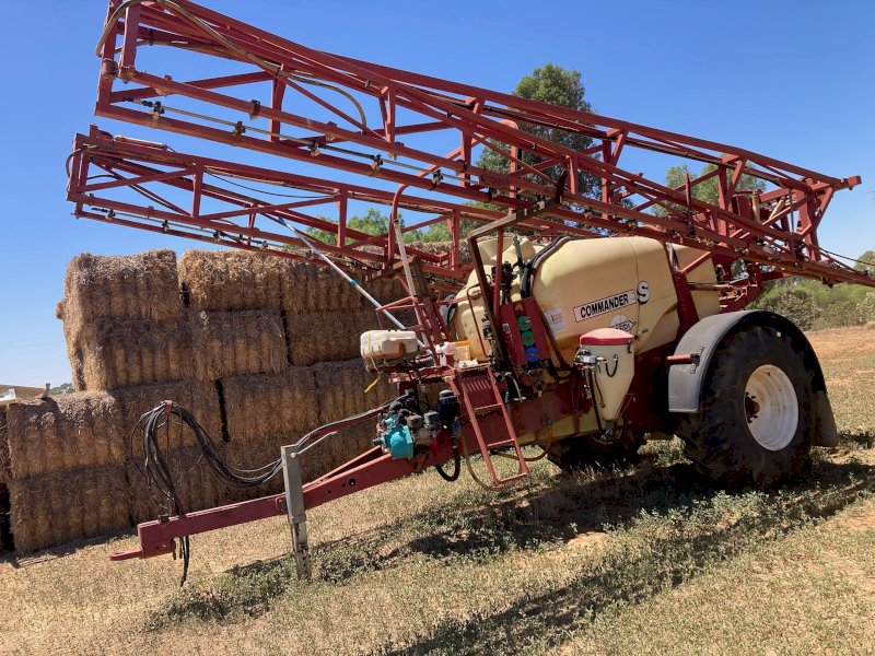 Lot 17 - Hardi Commander S 5033 Tow Behind Sprayer | AuctionsPlus