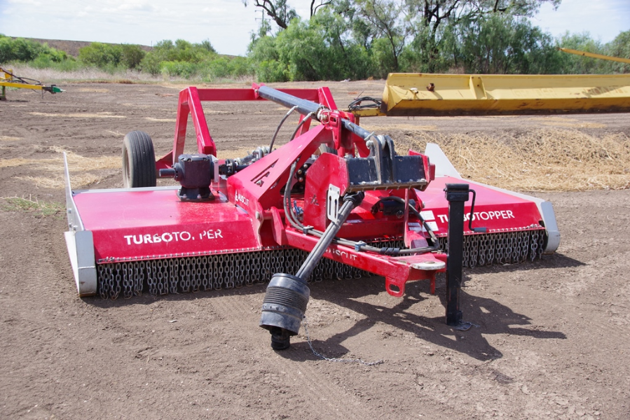 Lot 20 - 4m Ozcut Turbotopper 68T30 slasher | AuctionsPlus