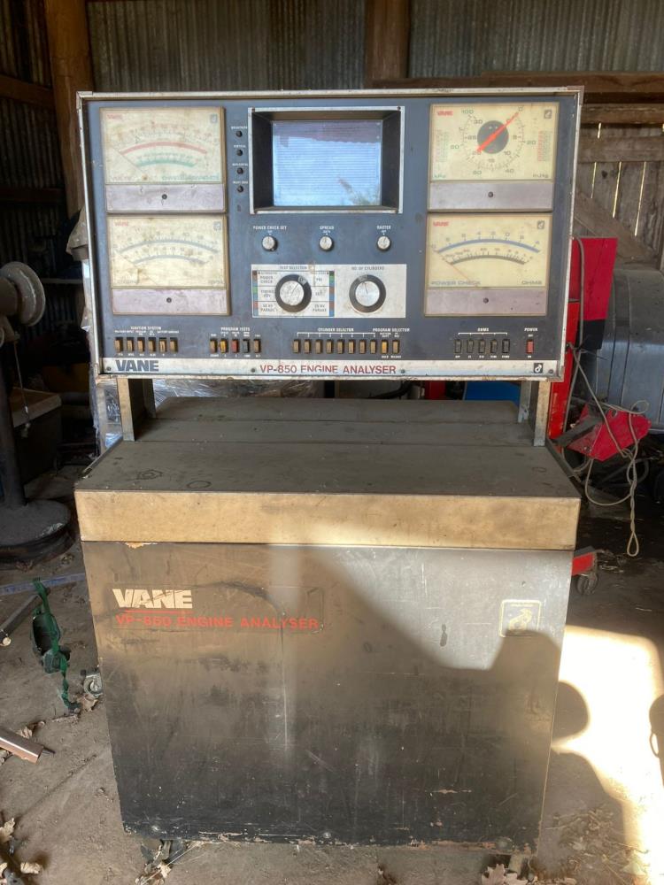 Lot 411 - Vane Engine Analyser | AuctionsPlus