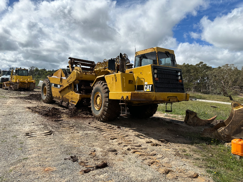 Lot 6 - CAT 615C-2 SCRAPER. | AuctionsPlus