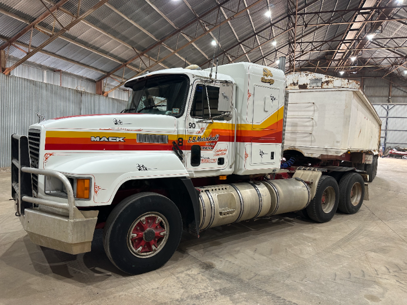 Lot 8 - Mack CHR | AuctionsPlus