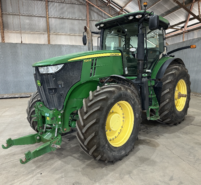 Lot 2 - John Deere 7230R | AuctionsPlus