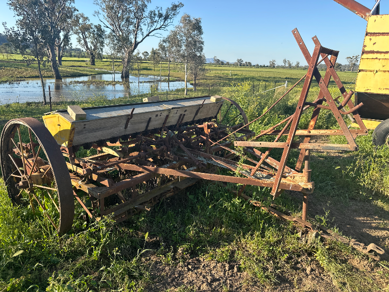 Lot 116 - Shearer Disc Combine | AuctionsPlus