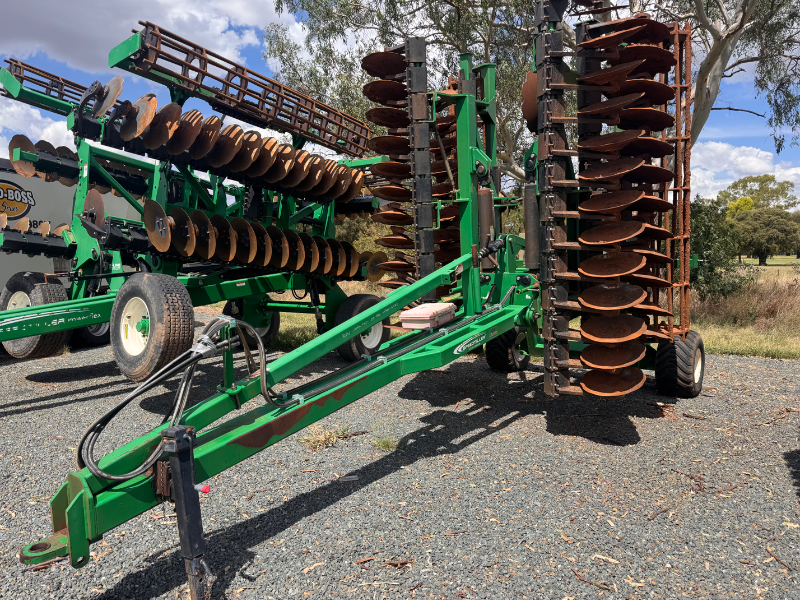 Lot 23 - Speed Tiller. | AuctionsPlus
