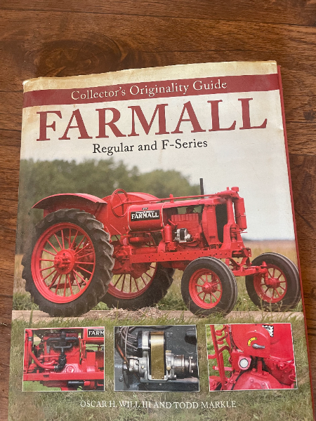 Lot 113 - Farmall Regular and F-series | AuctionsPlus
