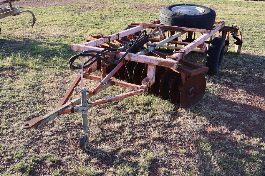 Lot 9 - Homemade Offset Disc | AuctionsPlus