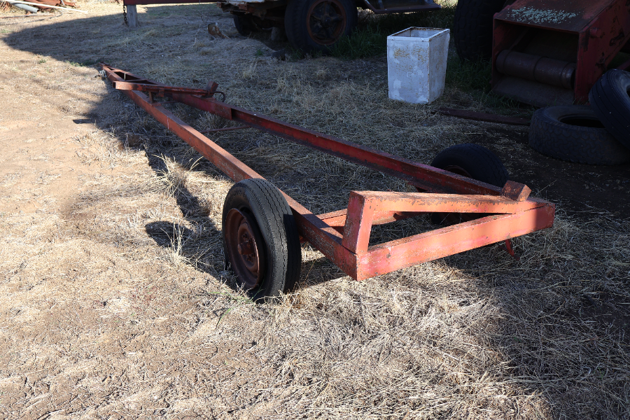 Lot 59 - Header Front Trailer | AuctionsPlus