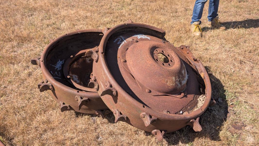 Ferguson Steel Wheels - Pair | AuctionsPlus