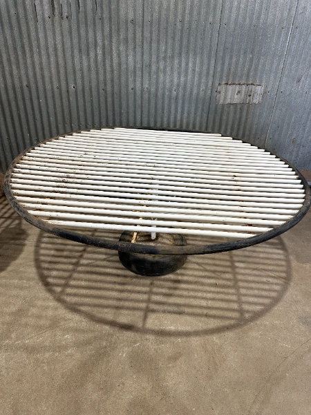 Lot 102 - Wool Table | AuctionsPlus