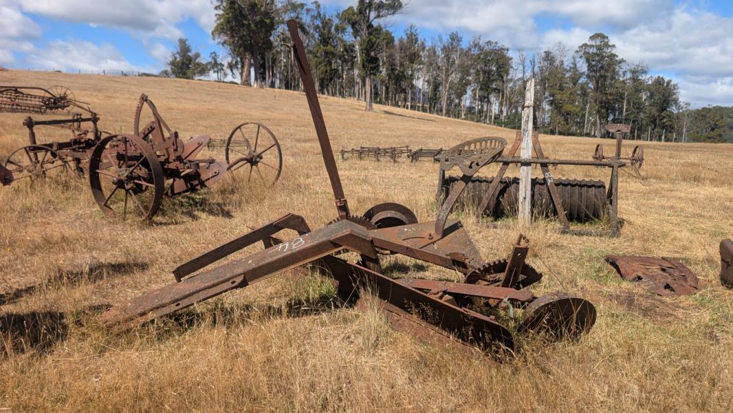 Lot 84 - Trailing Grader Blade | AuctionsPlus