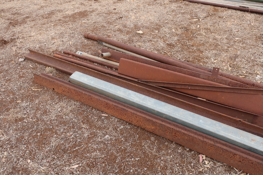 Lot 14 - Scrap steel | AuctionsPlus