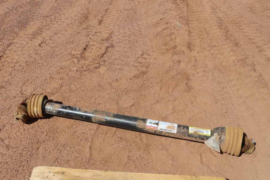 Lot 25 - PTO shaft, 540 spline. | AuctionsPlus