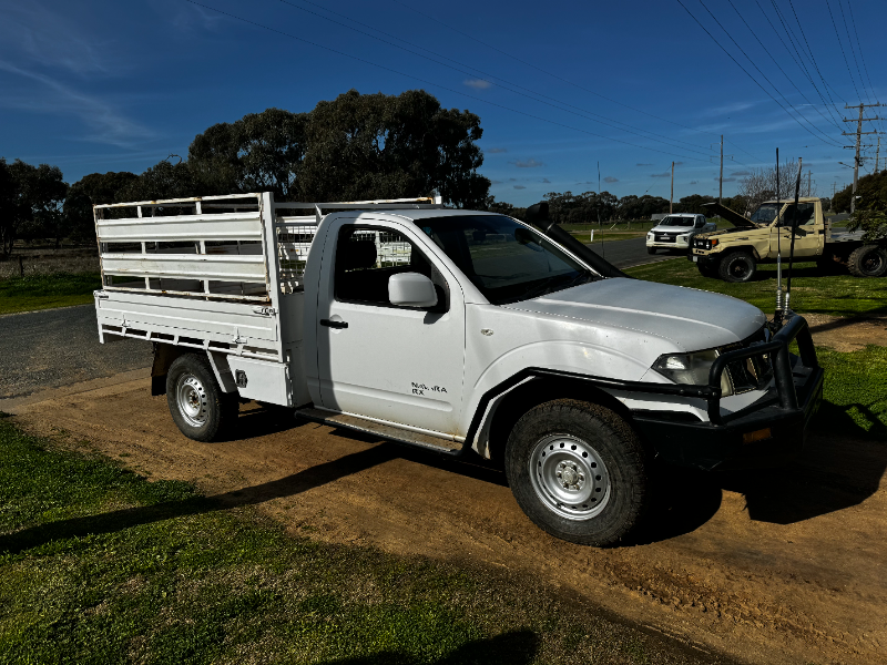 Lot 36 - 2012 Nissan Navara D40 Ute | AuctionsPlus