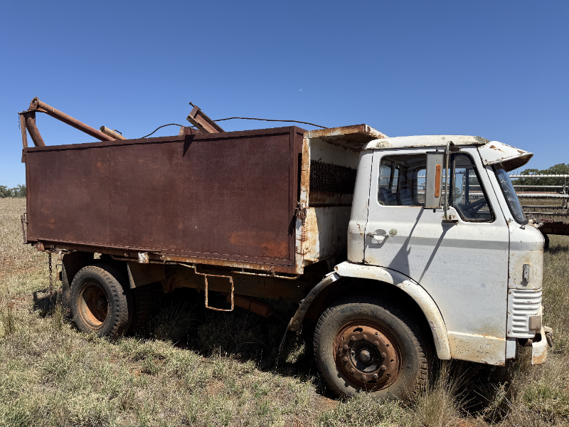 Lot 21 - Ford D Series | AuctionsPlus