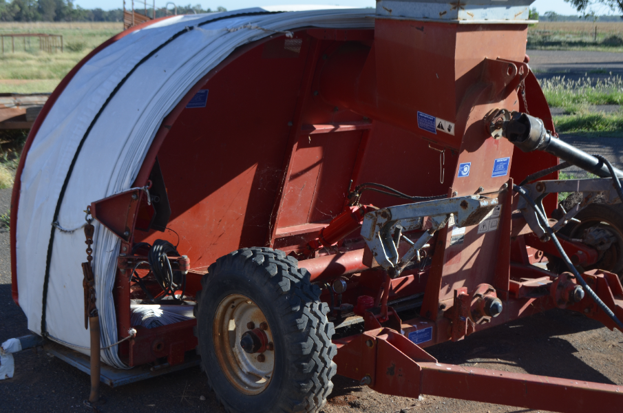 Lot 18 - Bag Loader | AuctionsPlus
